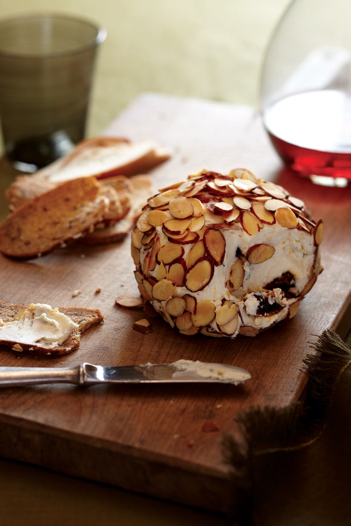 Date-Cheese Ball Recipe